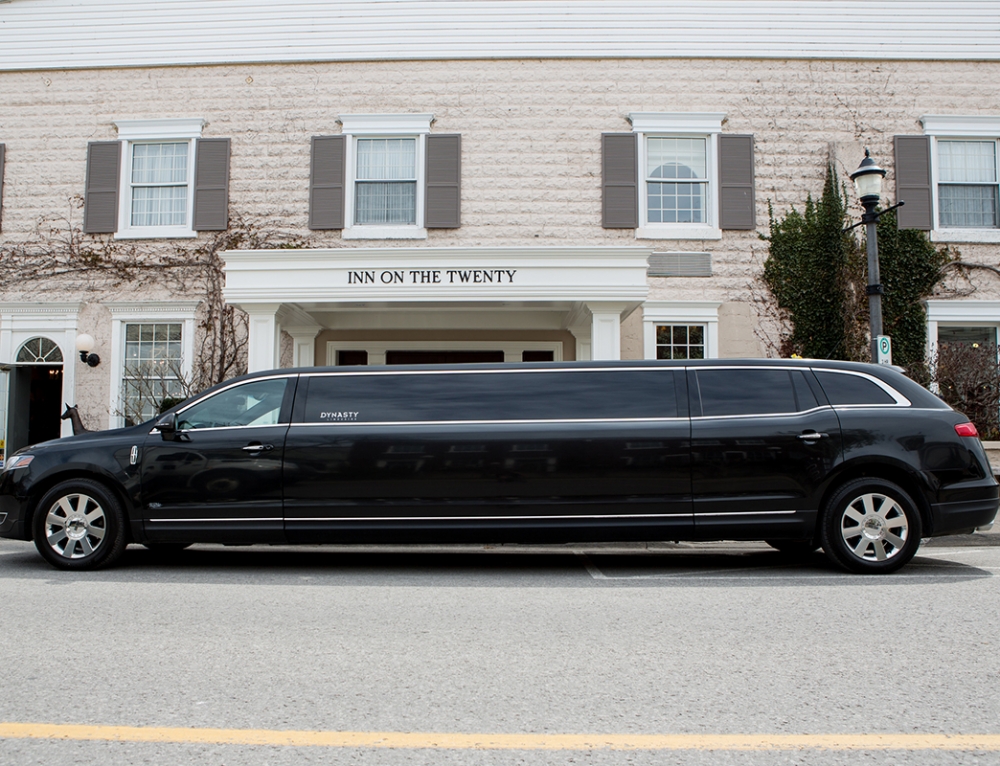 4-6 Passenger Stretch Cadillac Limo - Dynasty Limousine